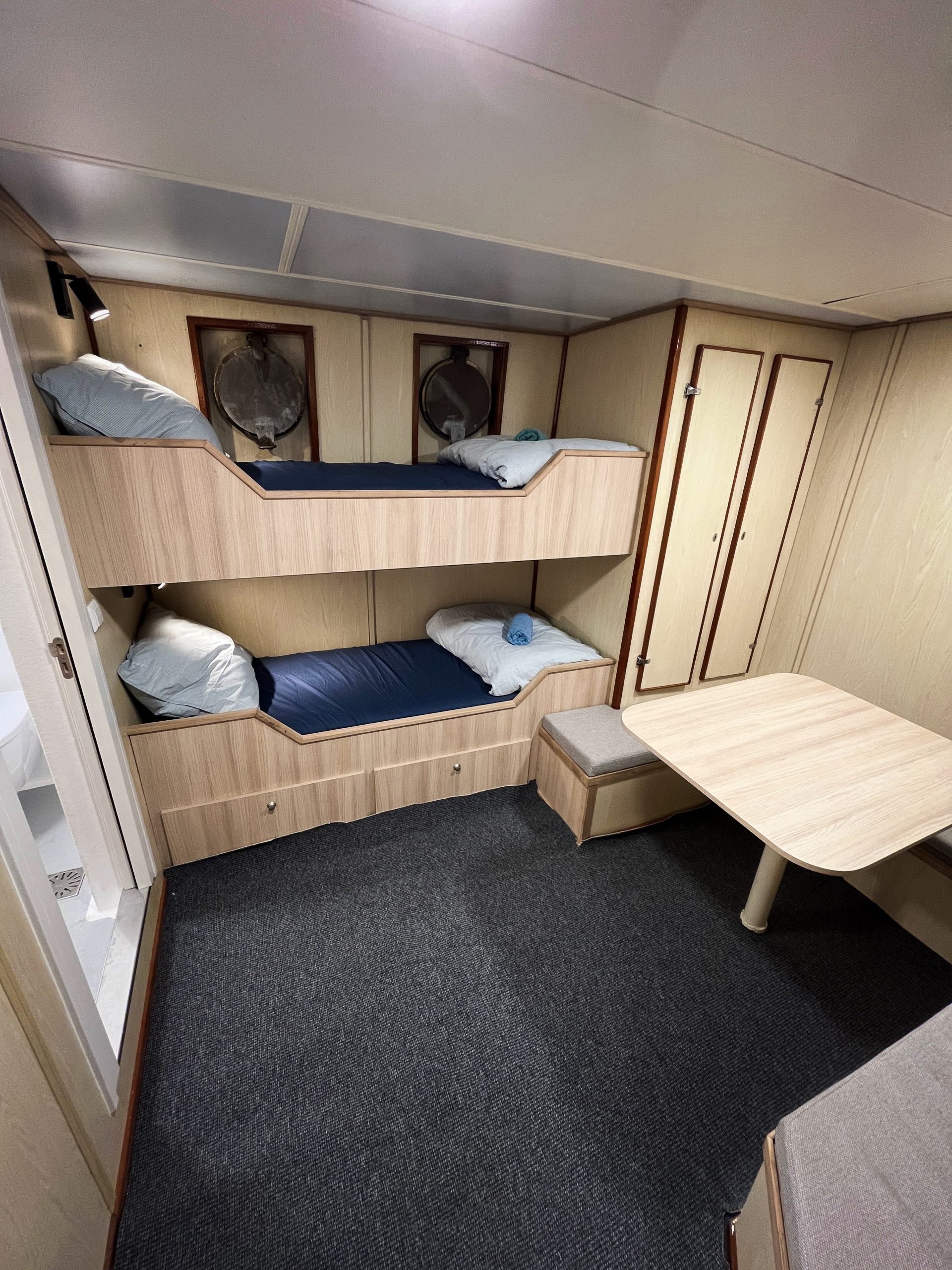 Antarctic Commercial & Science Expeditions| Ocean Expeditions